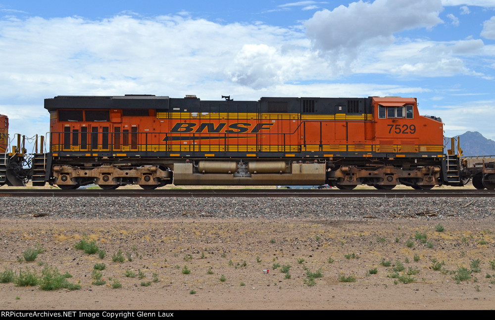BNSF 7529